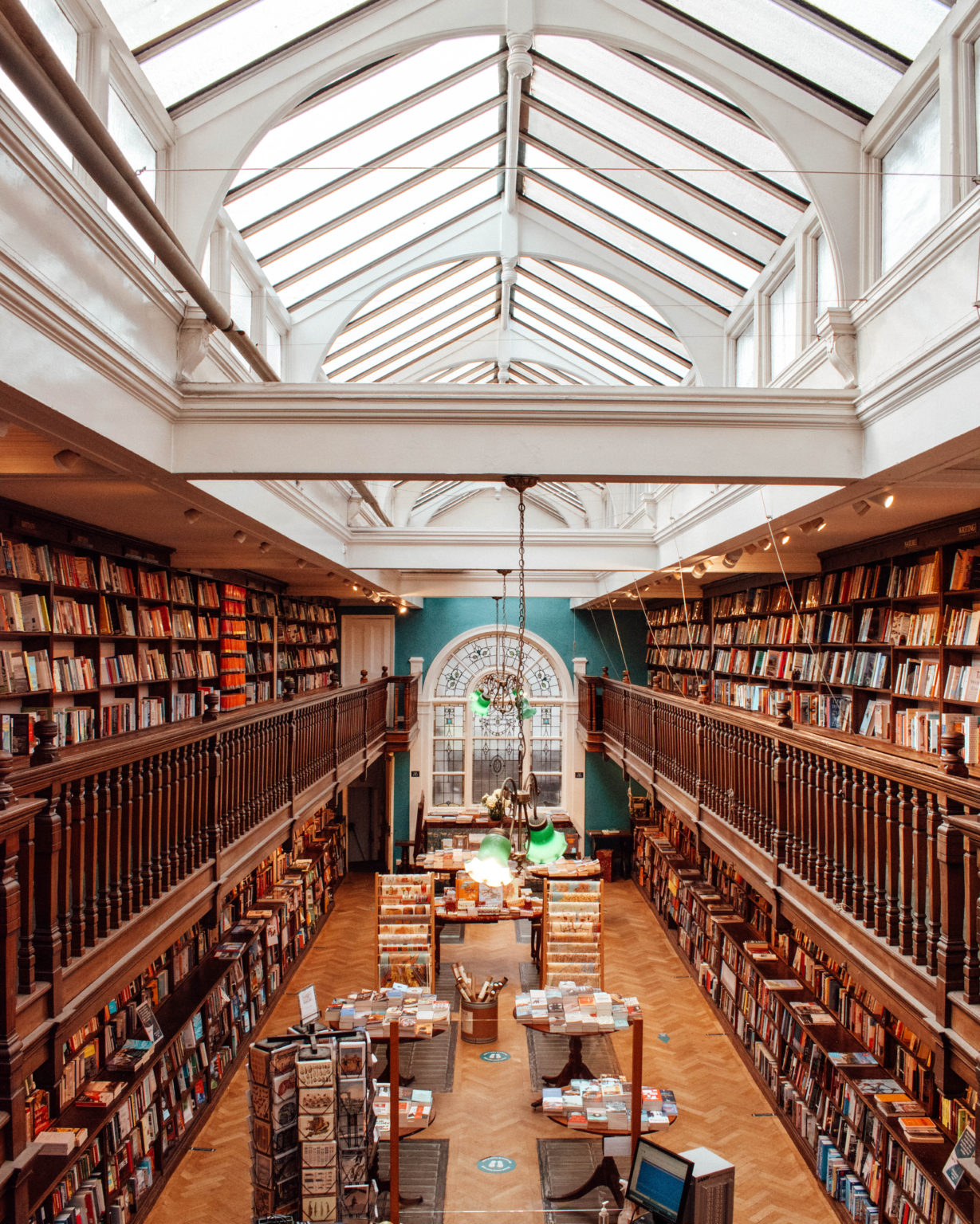 LITERARY LONDON – A LOCAL’S GUIDE - Faraway Dispatches