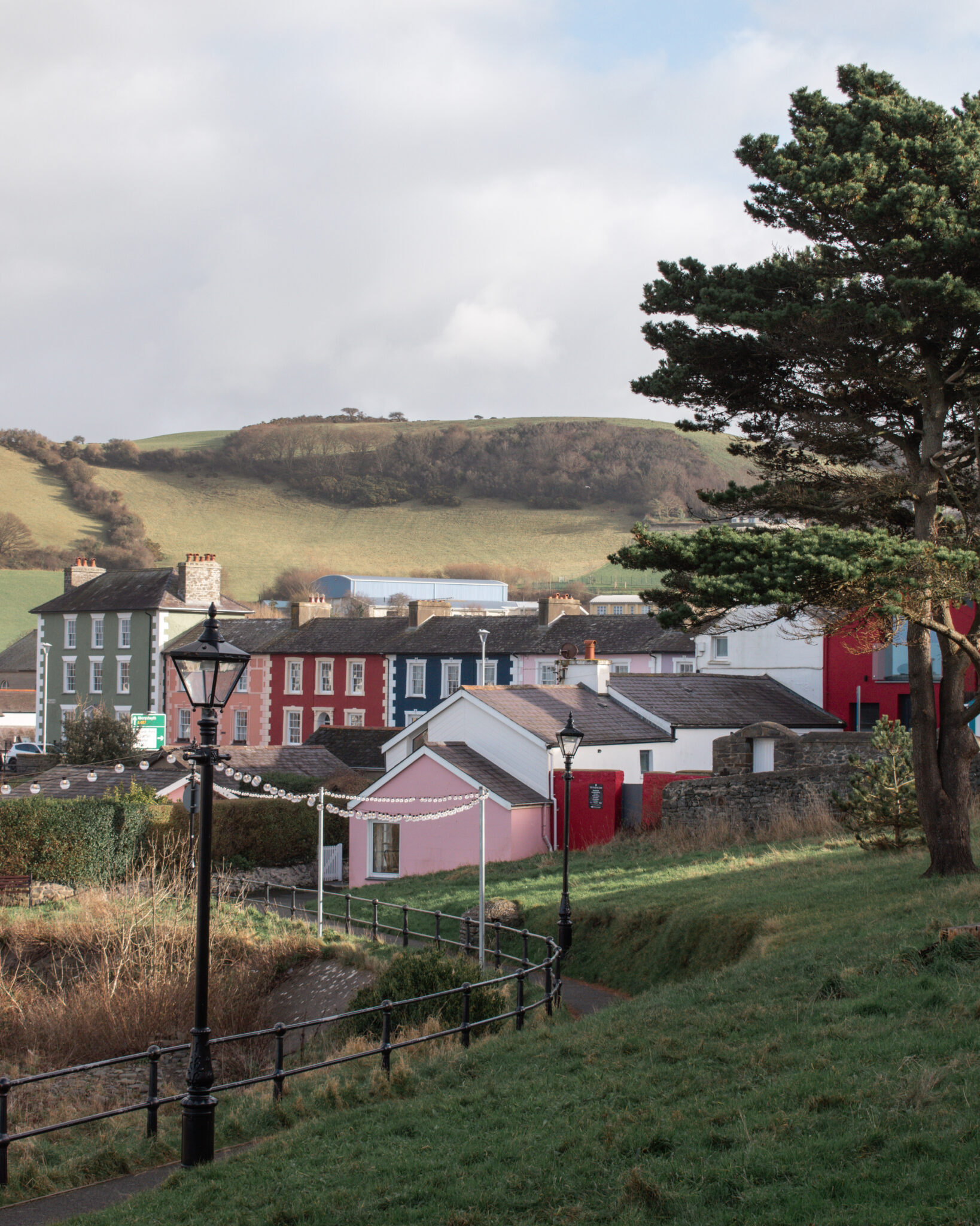 A QUICK GUIDE TO ABERAERON - Faraway Dispatches